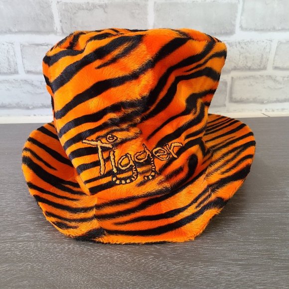 Disney | Costumes | Vintage Disney World Tigger Stripe Springy Top Hat ...
